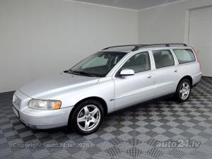 Pelēks Volvo V70 2007 Tallina, ar dzinēja tilpumu 2.40 L un nobraukumu 229 tūkst. km par 2199 €, foto 3 vietnē AUTOMOTO.COM.LV