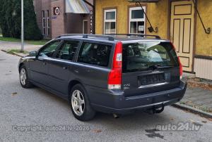 Pelēks Volvo V70 2007 Paide, ar dzinēja tilpumu 2.40 L un nobraukumu 438 tūkst. km par 3450 €, foto 8 vietnē AUTOMOTO.COM.LV