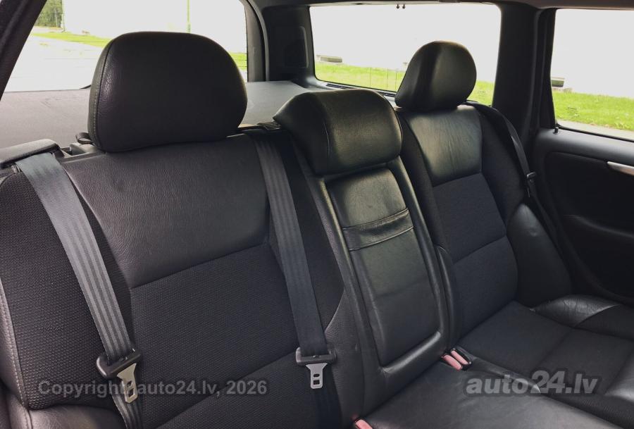 Pelēks Volvo V70 2007 Paide, ar dzinēja tilpumu 2.40 L un nobraukumu 438 tūkst. km par 3450 €, foto 13 vietnē AUTOMOTO.COM.LV