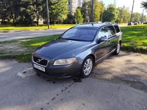 Pelēks Volvo V70 2007 Kauņa, ar dzinēja tilpumu 2.40 L un nobraukumu 406 tūkst. km par 2000 €, foto  vietnē AUTOMOTO.COM.LV
