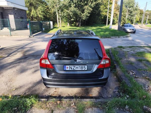 Grey Volvo V70 2007 in Kaunas, with an engine capacity of 2.40 L and mileage of 406 thousand km for 2000 €, photo 7 on AUTOMOTO.COM.LV