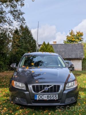 Grey Volvo V70 2007 in Riga, with an engine capacity of 2.40 L and mileage of 252 thousand km for 5500 €, photo 1 on AUTOMOTO.COM.LV