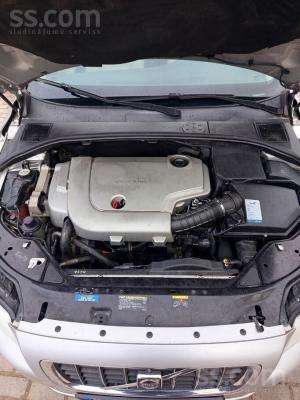 Grey Volvo V70 2007 in Tukums, with an engine capacity of 2.40 L and mileage of 420 thousand km for 2550 €, photo 5 on AUTOMOTO.COM.LV