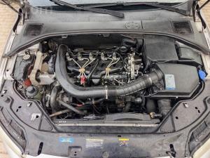Grey Volvo V70 2007 in Tukums, with an engine capacity of 2.40 L and mileage of 420 thousand km for 2550 €, photo 6 on AUTOMOTO.COM.LV