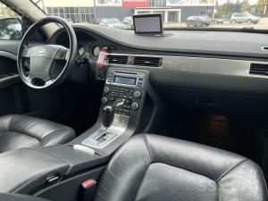 Grey Volvo V70 2007 in Jekabpils, with an engine capacity of 2.40 L and mileage of 323 thousand km for 5700 €, photo 16 on AUTOMOTO.COM.LV