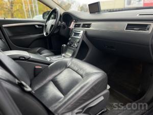 Grey Volvo V70 2007 in Jekabpils, with an engine capacity of 2.40 L and mileage of 323 thousand km for 5700 €, photo 18 on AUTOMOTO.COM.LV