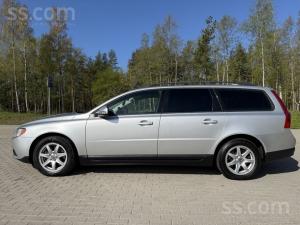 Grey Volvo V70 2008 in Liepaja, with an engine capacity of 2.40 L and mileage of 265 thousand km for 900 €, photo 7 on AUTOMOTO.COM.LV