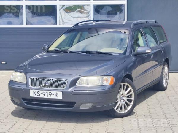 Grey Volvo V70 2008 in Riga, with an engine capacity of 2.40 L and mileage of 0 thousand km for 2350 €, photo 1 on AUTOMOTO.COM.LV