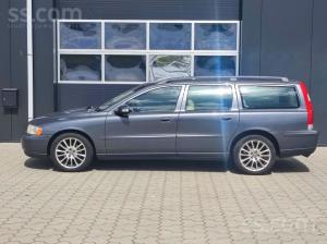 Grey Volvo V70 2008 in Riga, with an engine capacity of 2.40 L and mileage of 0 thousand km for 1990 €, photo 12 on AUTOMOTO.COM.LV