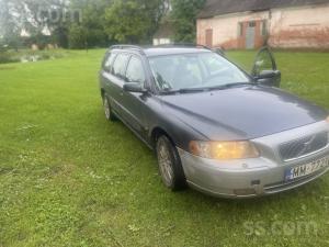 Pelēks Volvo V70 2008 Valka, ar dzinēja tilpumu 2.40 L un nobraukumu 505 tūkst. km par 300 €, foto 6 vietnē AUTOMOTO.COM.LV