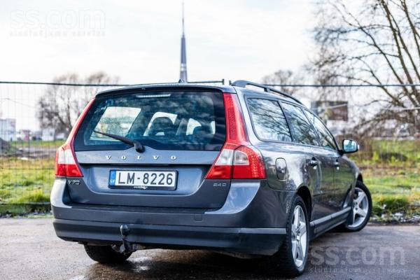 Grey Volvo V70 2008 in Riga, with an engine capacity of 2.40 L and mileage of 290 thousand km for 4790 €, photo 7 on AUTOMOTO.COM.LV