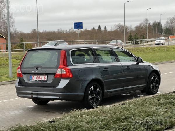 Pelēks Volvo V70 2008 Rēzekne, ar dzinēja tilpumu 2.00 L un nobraukumu 392 tūkst. km par 3495 €, foto 5 vietnē AUTOMOTO.COM.LV