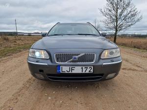 Pelēks Volvo V70 2008 Šalčininkai, ar dzinēja tilpumu 2.40 L un nobraukumu 356 tūkst. km par 1700 €, foto 2 vietnē AUTOMOTO.COM.LV