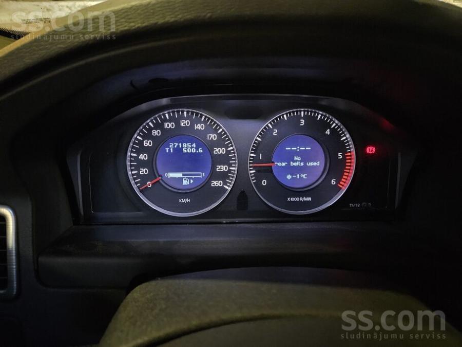 Pelēks Volvo V70 2008 Rīga, ar dzinēja tilpumu 2.40 L un nobraukumu 272 tūkst. km par 3650 €, foto 7 vietnē AUTOMOTO.COM.LV