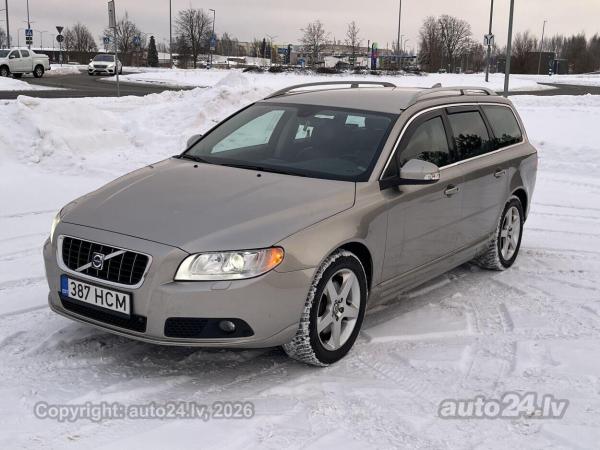Pelēks Volvo V70 2008 Tartu, ar dzinēja tilpumu 2.40 L un nobraukumu 390 tūkst. km par 4200 €, foto 1 vietnē AUTOMOTO.COM.LV