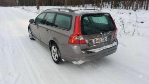Grey Volvo V70 2008 in Taurage, with an engine capacity of 2.00 L and mileage of 327 thousand km for 2480 €, photo 3 on AUTOMOTO.COM.LV