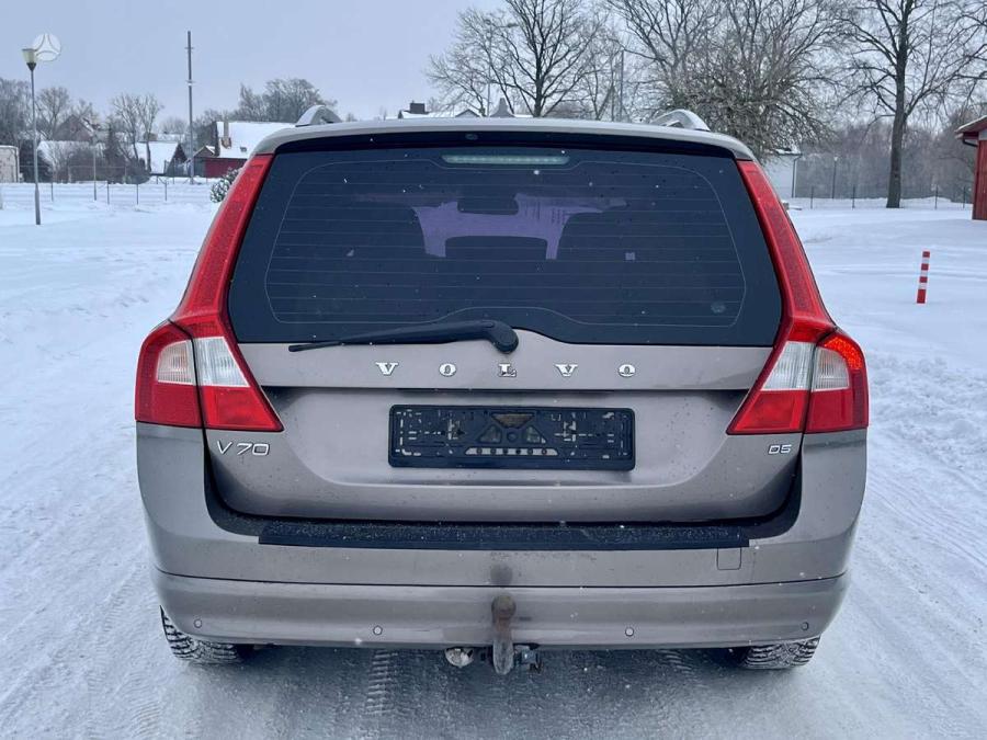Pelēks Volvo V70 2008 Šilutė, ar dzinēja tilpumu 2.40 L un nobraukumu 313 tūkst. km par 4499 €, foto 5 vietnē AUTOMOTO.COM.LV