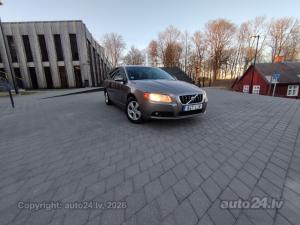 Pelēks Volvo V70 2008 Paide, ar dzinēja tilpumu 2.40 L un nobraukumu 428 tūkst. km par 4950 €, foto 2 vietnē AUTOMOTO.COM.LV