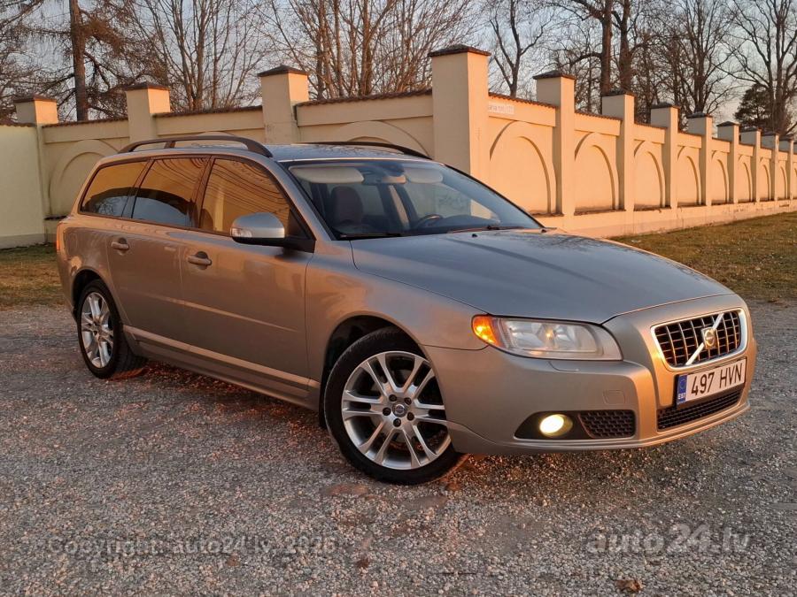 Pelēks Volvo V70 2008 Tartu, ar dzinēja tilpumu 2.40 L un nobraukumu 430 tūkst. km par 4590 €, foto 3 vietnē AUTOMOTO.COM.LV