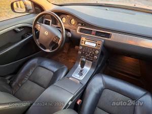 Pelēks Volvo V70 2008 Tartu, ar dzinēja tilpumu 2.40 L un nobraukumu 430 tūkst. km par 4590 €, foto 12 vietnē AUTOMOTO.COM.LV