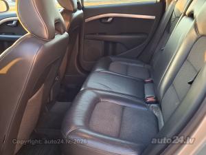 Pelēks Volvo V70 2008 Tartu, ar dzinēja tilpumu 2.40 L un nobraukumu 430 tūkst. km par 4590 €, foto 15 vietnē AUTOMOTO.COM.LV