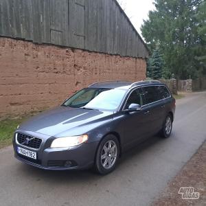 Pelēks Volvo V70 2008 Viļņa, ar dzinēja tilpumu 2.40 L un nobraukumu 300 tūkst. km par 3800 €, foto  vietnē AUTOMOTO.COM.LV