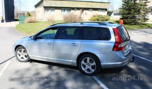 Pelēks Volvo V70 2008 Rapla, ar dzinēja tilpumu 2.40 L un nobraukumu 325 tūkst. km par 4495 €, foto 6 vietnē AUTOMOTO.COM.LV
