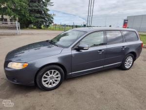 Grey Volvo V70 2008 in Vilkaviskis, with an engine capacity of 2.40 L and mileage of 540 thousand km for 2250 €, photo 3 on AUTOMOTO.COM.LV