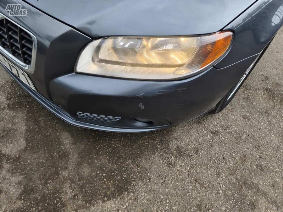 Grey Volvo V70 2008 in Vilkaviskis, with an engine capacity of 2.40 L and mileage of 540 thousand km for 2250 €, photo 6 on AUTOMOTO.COM.LV