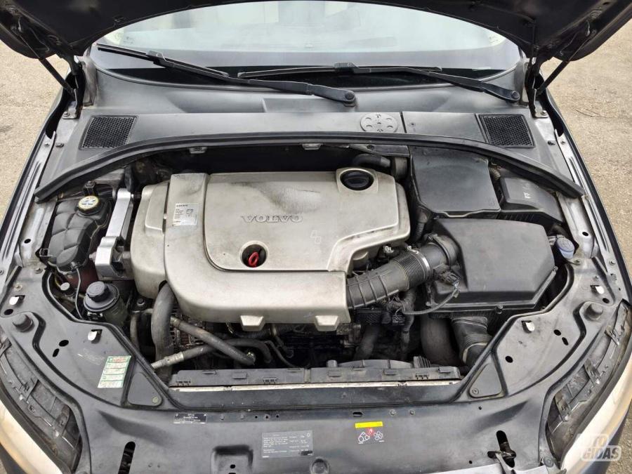 Grey Volvo V70 2008 in Vilkaviskis, with an engine capacity of 2.40 L and mileage of 540 thousand km for 2250 €, photo 10 on AUTOMOTO.COM.LV