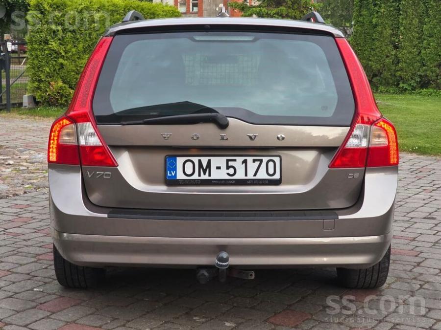 Pelēks Volvo V70 2008 Rīga, ar dzinēja tilpumu 2.40 L un nobraukumu 330 tūkst. km par 4850 €, foto 5 vietnē AUTOMOTO.COM.LV