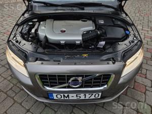 Pelēks Volvo V70 2008 Rīga, ar dzinēja tilpumu 2.40 L un nobraukumu 330 tūkst. km par 4850 €, foto 31 vietnē AUTOMOTO.COM.LV