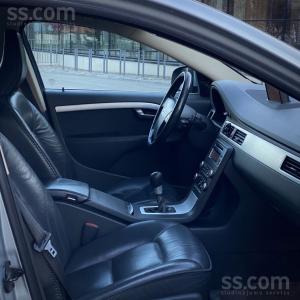 Pelēks Volvo V70 2008 Jelgava, ar dzinēja tilpumu 2.40 L un nobraukumu 353 tūkst. km par 4350 €, foto 19 vietnē AUTOMOTO.COM.LV