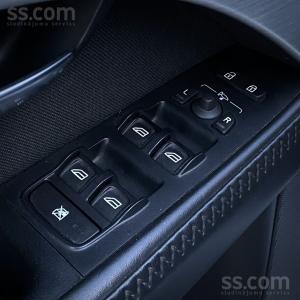 Pelēks Volvo V70 2008 Jelgava, ar dzinēja tilpumu 2.40 L un nobraukumu 353 tūkst. km par 4350 €, foto 24 vietnē AUTOMOTO.COM.LV