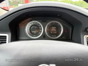 Pelēks Volvo V70 2008 Rapla, ar dzinēja tilpumu 2.40 L un nobraukumu 0 tūkst. km par 3800 €, foto 16 vietnē AUTOMOTO.COM.LV