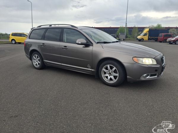 Серый Вольво В70 2008 в Авиженяй, объемом двигателя 2.00 л и пробегом 307 тыс. км за 1900 €, фото 2 на AUTOMOTO.COM.LV