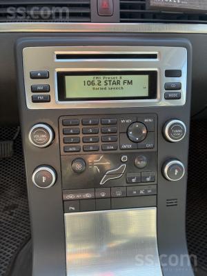 Pelēks Volvo V70 2008 Rīga, ar dzinēja tilpumu 2.40 L un nobraukumu 413 tūkst. km par 2600 €, foto 10 vietnē AUTOMOTO.COM.LV