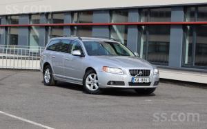 Pelēks Volvo V70 2008 Rīga, ar dzinēja tilpumu 2.40 L un nobraukumu 367 tūkst. km par 1990 €, foto 1 vietnē AUTOMOTO.COM.LV