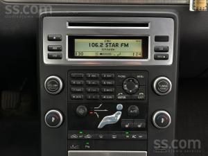 Pelēks Volvo V70 2008 Rīga, ar dzinēja tilpumu 2.40 L un nobraukumu 367 tūkst. km par 1990 €, foto 15 vietnē AUTOMOTO.COM.LV