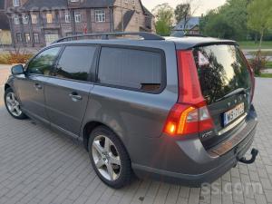 Pelēks Volvo V70 2008 Jelgava, ar dzinēja tilpumu 2.00 L un nobraukumu 327 tūkst. km par 3140 €, foto 7 vietnē AUTOMOTO.COM.LV