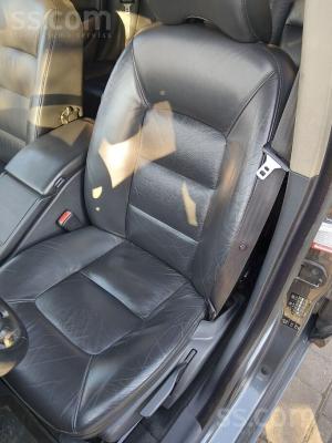 Pelēks Volvo V70 2008 Jelgava, ar dzinēja tilpumu 2.00 L un nobraukumu 327 tūkst. km par 3140 €, foto 13 vietnē AUTOMOTO.COM.LV