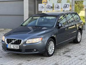Grey Volvo V70 2008 in Jekabpils, with an engine capacity of 2.40 L and mileage of 312 thousand km for 5890 €, photo 4 on AUTOMOTO.COM.LV