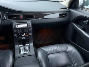 Pelēks Volvo V70 2008 Jelgava, ar dzinēja tilpumu 2.40 L un nobraukumu 330 tūkst. km par 3490 €, foto 10 vietnē AUTOMOTO.COM.LV