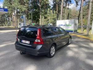 Grey Volvo V70 2008 in Riga, with an engine capacity of 2.40 L and mileage of 236 thousand km for 2000 €, photo 5 on AUTOMOTO.COM.LV