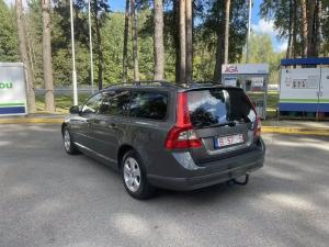 Grey Volvo V70 2008 in Riga, with an engine capacity of 2.40 L and mileage of 236 thousand km for 2000 €, photo 6 on AUTOMOTO.COM.LV