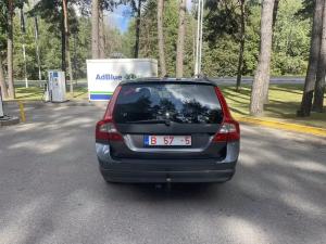 Grey Volvo V70 2008 in Riga, with an engine capacity of 2.40 L and mileage of 236 thousand km for 2000 €, photo 7 on AUTOMOTO.COM.LV