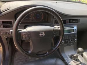 Pelēks Volvo V70 2008 Rīga, ar dzinēja tilpumu 2.00 L un nobraukumu 273 tūkst. km par 3500 €, foto 16 vietnē AUTOMOTO.COM.LV