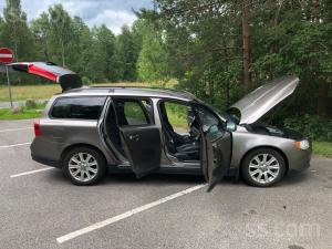 Pelēks Volvo V70 2008 Rīga, ar dzinēja tilpumu 2.00 L un nobraukumu 273 tūkst. km par 3500 €, foto 24 vietnē AUTOMOTO.COM.LV