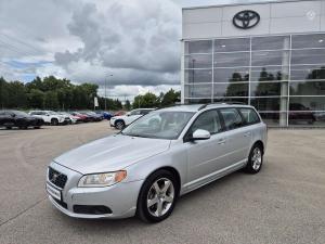 Grey Volvo V70 2008 in Panevezys, with an engine capacity of 2.40 L and mileage of 375 thousand km for 2950 €, photo  on AUTOMOTO.COM.LV