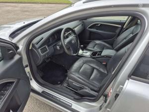 Grey Volvo V70 2008 in Panevezys, with an engine capacity of 2.40 L and mileage of 375 thousand km for 2950 €, photo 11 on AUTOMOTO.COM.LV